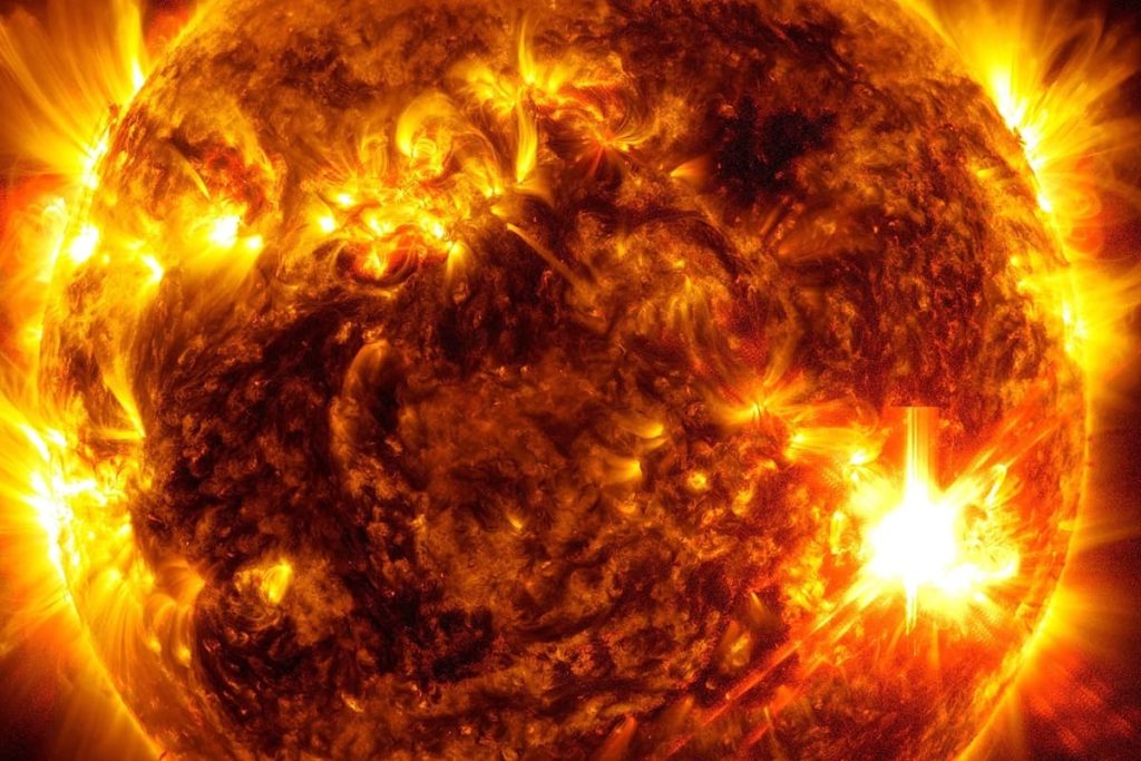 Detonace na Slunci: jak bezprecedentní sluneční bouře rozzářila oblohu ...